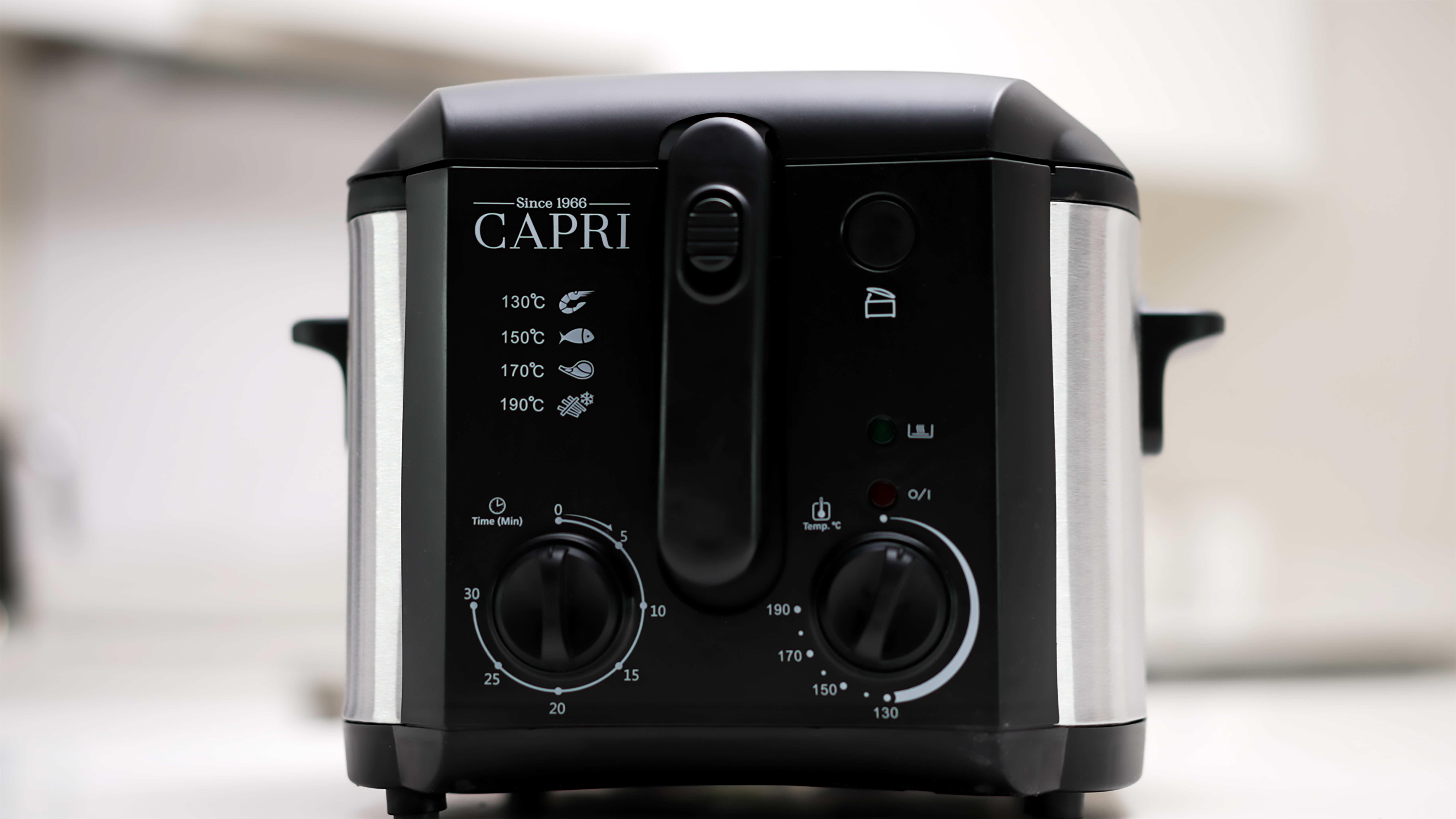 2.5L, 1500 Watt, Stainless Steel Deep Fryer | Capri